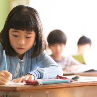 小学校のクラス替えの決め方と担任の先生の選定基準 - ニュース EduGrou｜教育者向け情報サイト